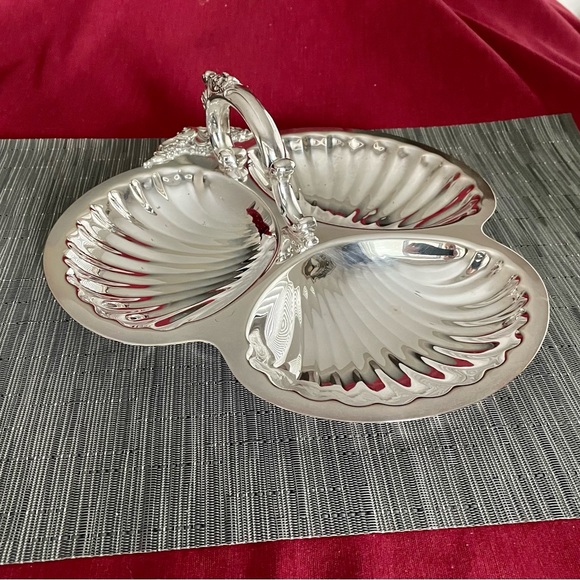 Dining | Baroque By Wallace Silver Plate Calm Shell Server Tray 22 ...